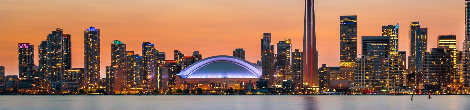 Toronto Airport Transfer, Private Taxi or Shuttle Services - Tranigo